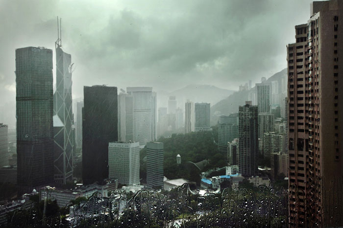 Hong Kong in the rain - Truth and Power